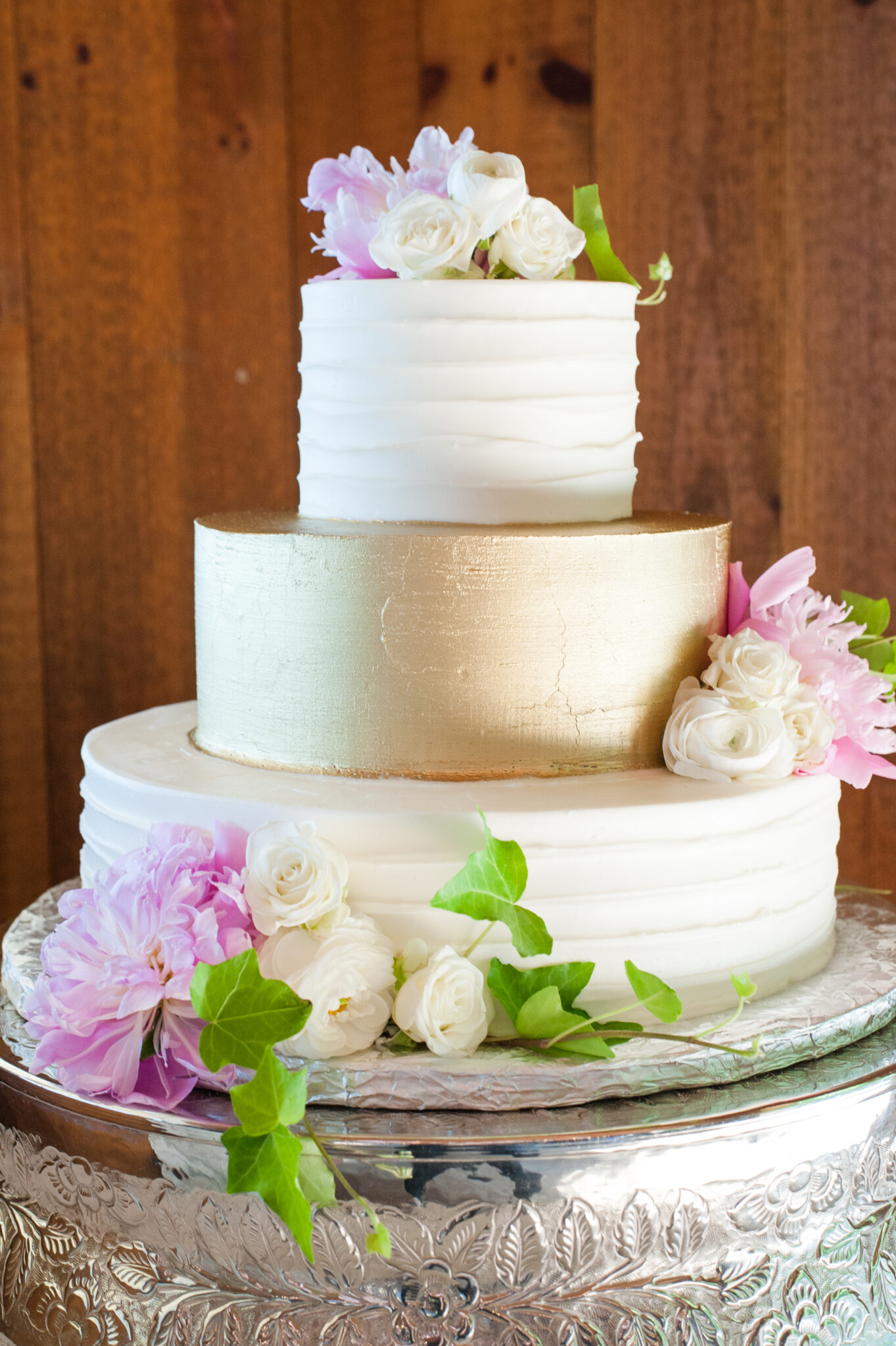 The #1 Wedding Cake Bakery in Cape Cod - The Casual Gourmet